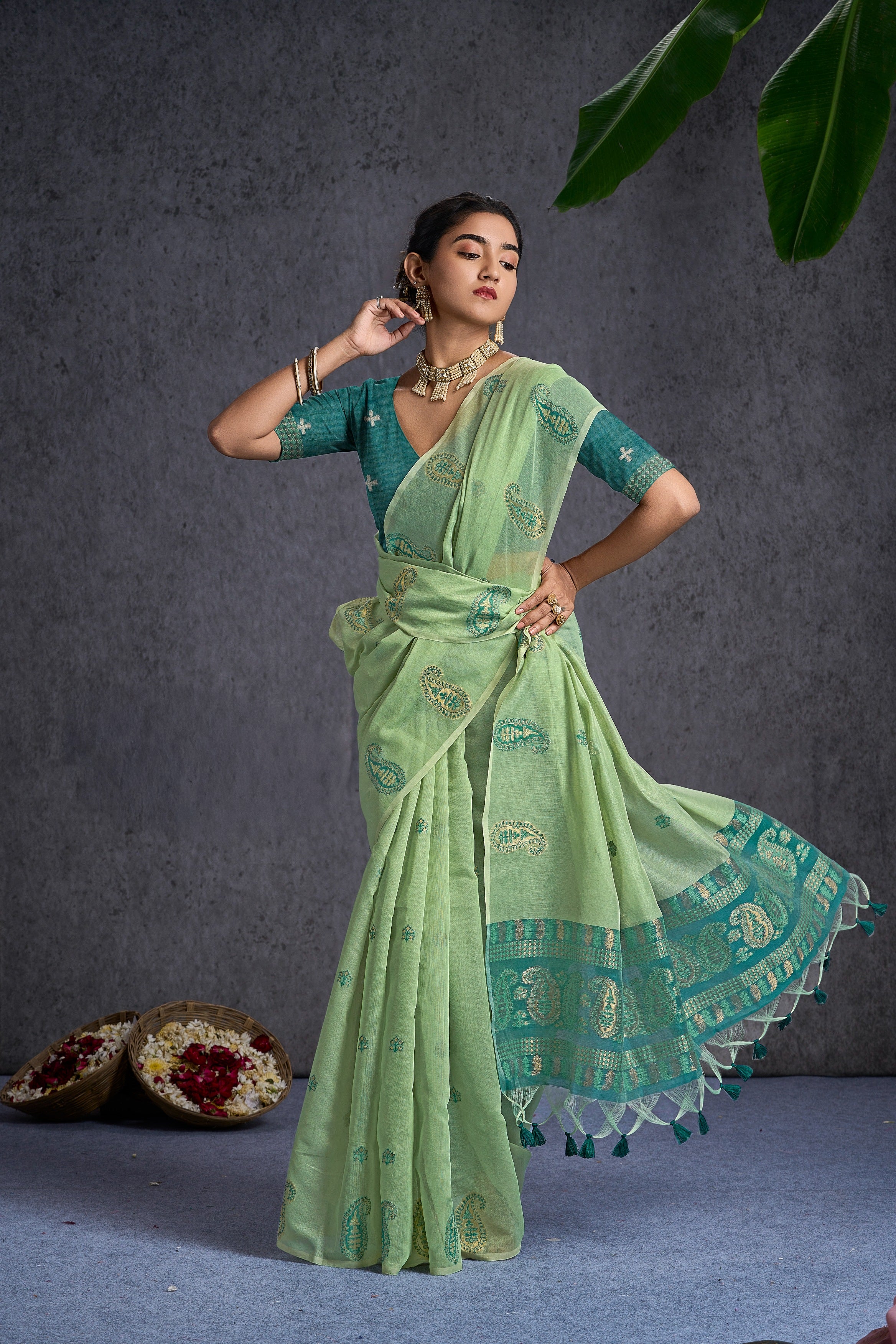Kayra Spun Polyester Jamdani & Ikkat Smoky Green Saree. – rävya