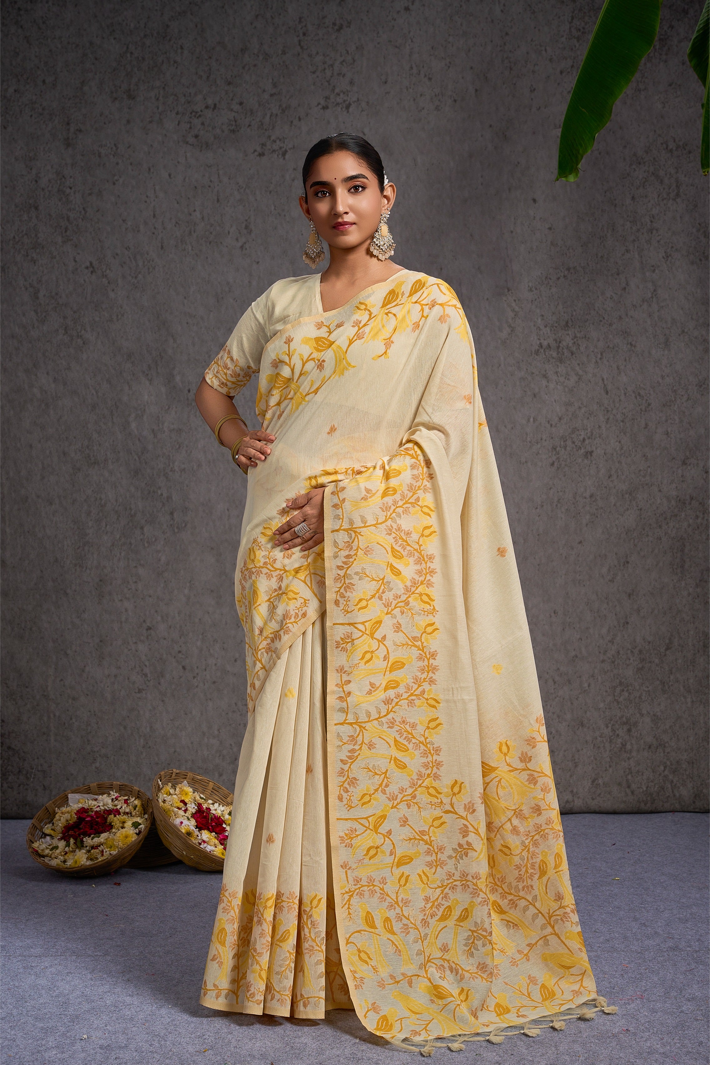Kashni Linen & Cotton Jamdani White, Mustard & Gold Saree. – rävya