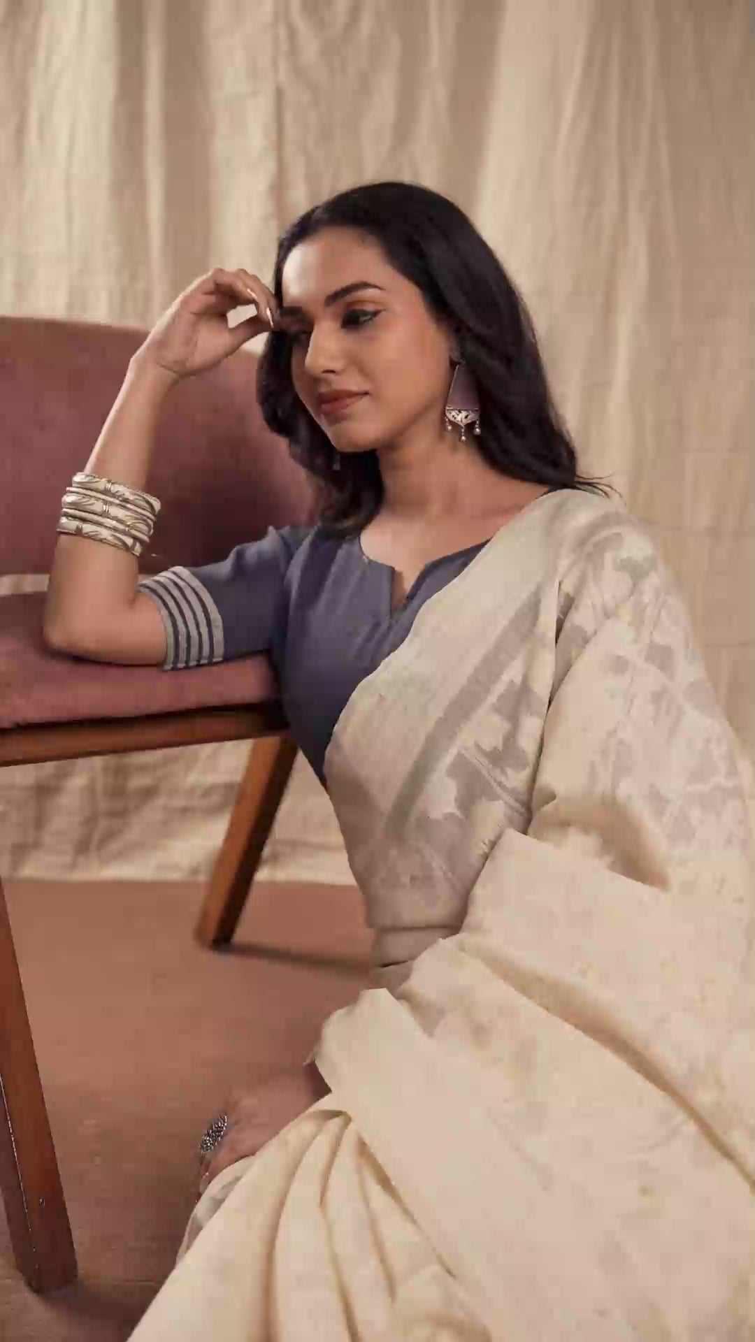 Sarees & Unstitched Top-Dupatta Sets Online | Ravya – rävya